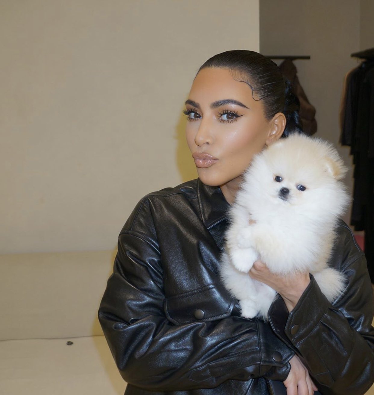 Kim Kardashian West Images (with Puppy) - Live Cinema News